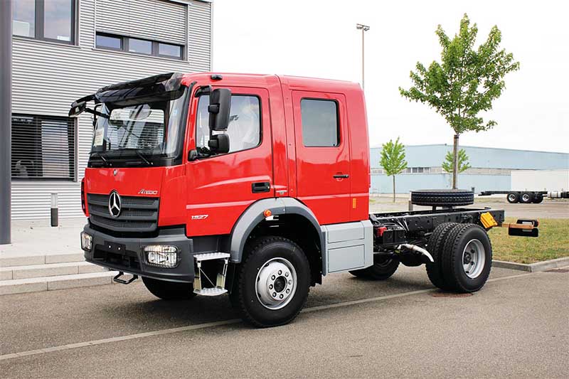 Mercedes Atego Euro VI disponibil si cu cabina dubla - infotrucker.ro