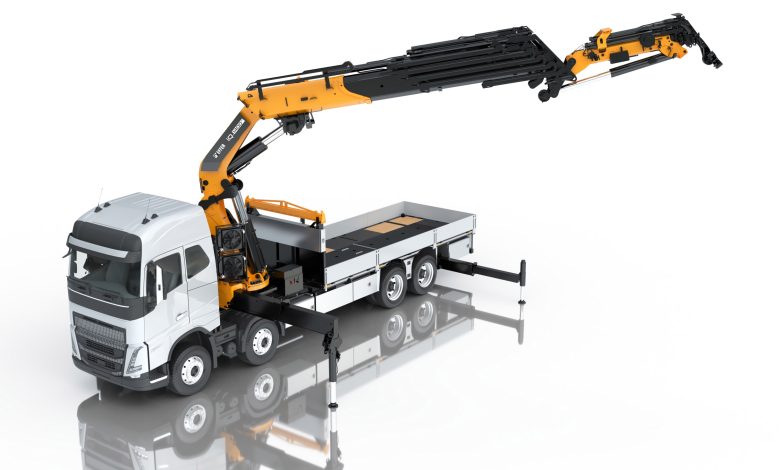 EFFER IQ.1400 HP, noua macara de încărcare din gama 135 tm de la Hiab