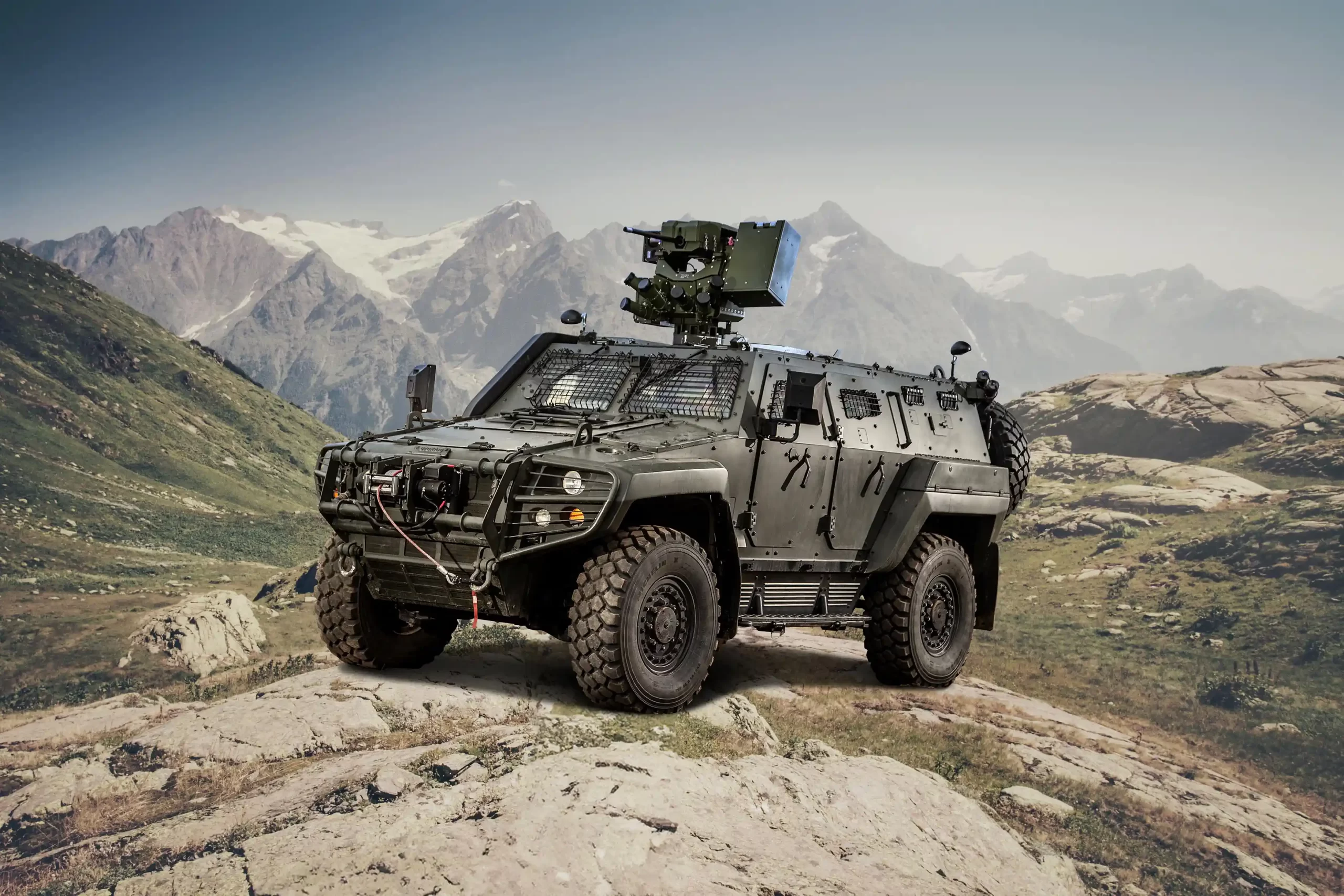 Vehiculele blindate Otokar COBRA II 4x4 și ARMA 8x8 prezentate la BSDA
