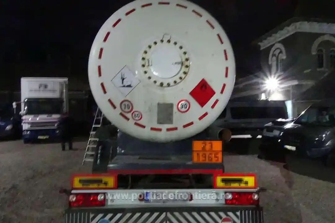 Țigări fără timbru fiscal în valoare 270.000 de euro ascunse într-o ...