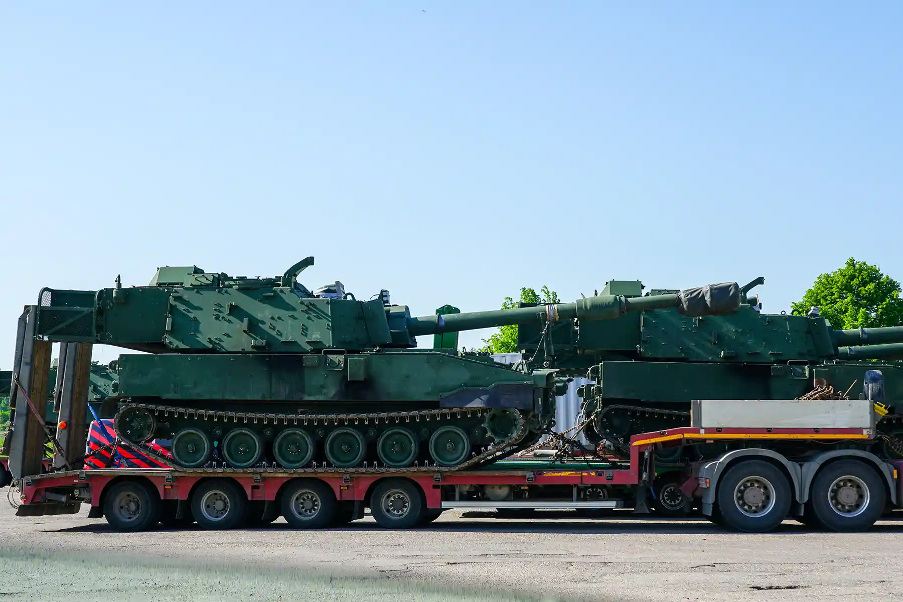 Investiții strategice în infrastructura militară și mobilitatea de ...